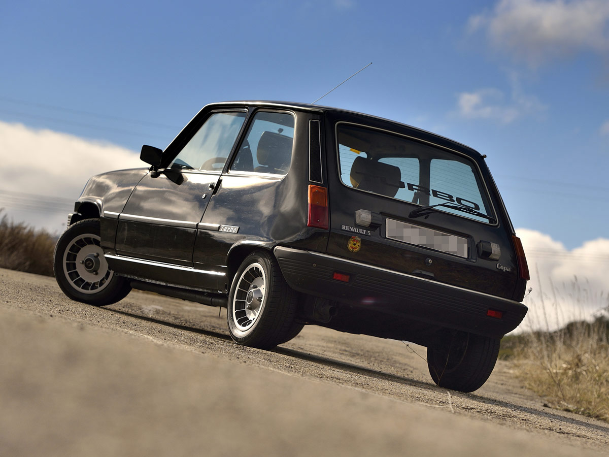 Prueba clásica, el último Renault 5 Copa Turbo de España - Clicacoches